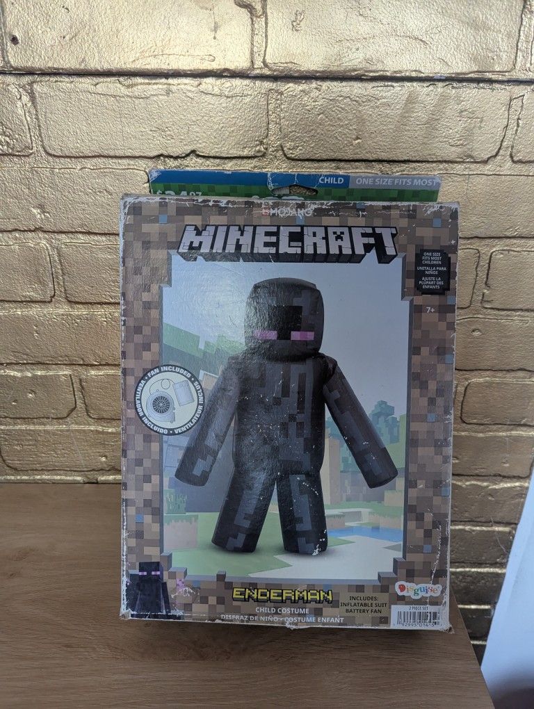 Enderman Minecraft (Inflatable) for Sale in Chula Vista, CA - OfferUp