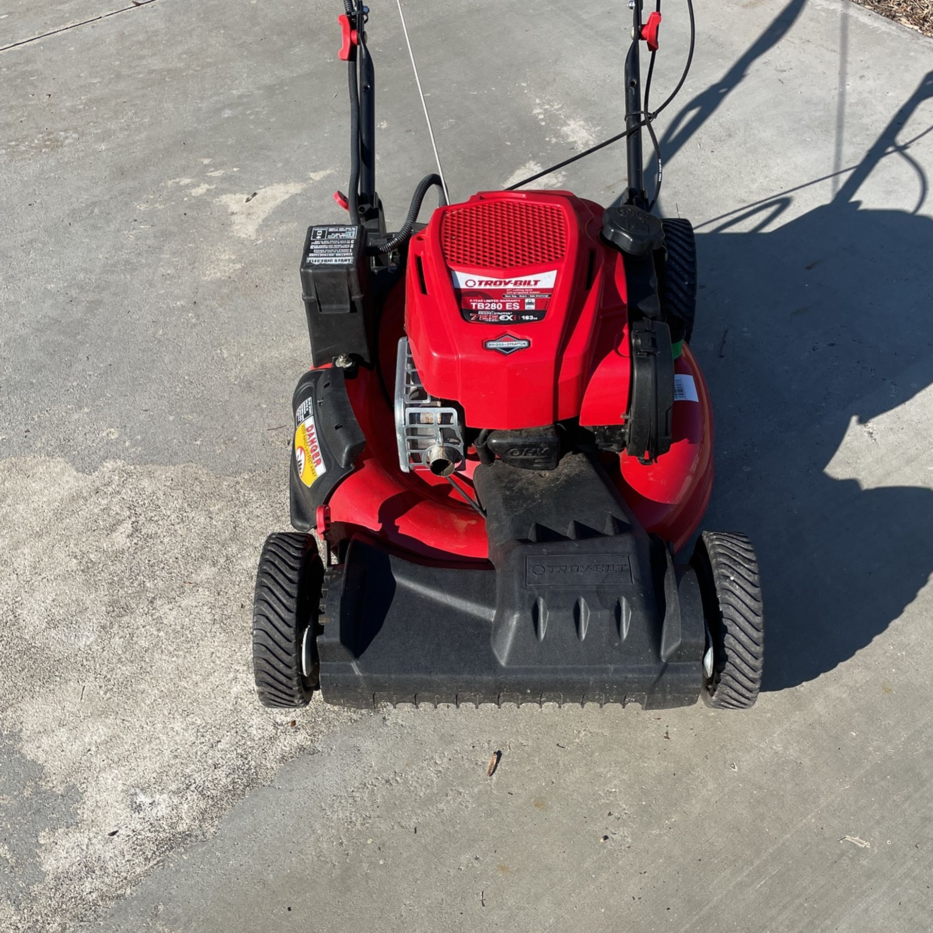 Troy Bilt TB280ES Electric Start Mower for Sale in New Bern, NC - OfferUp