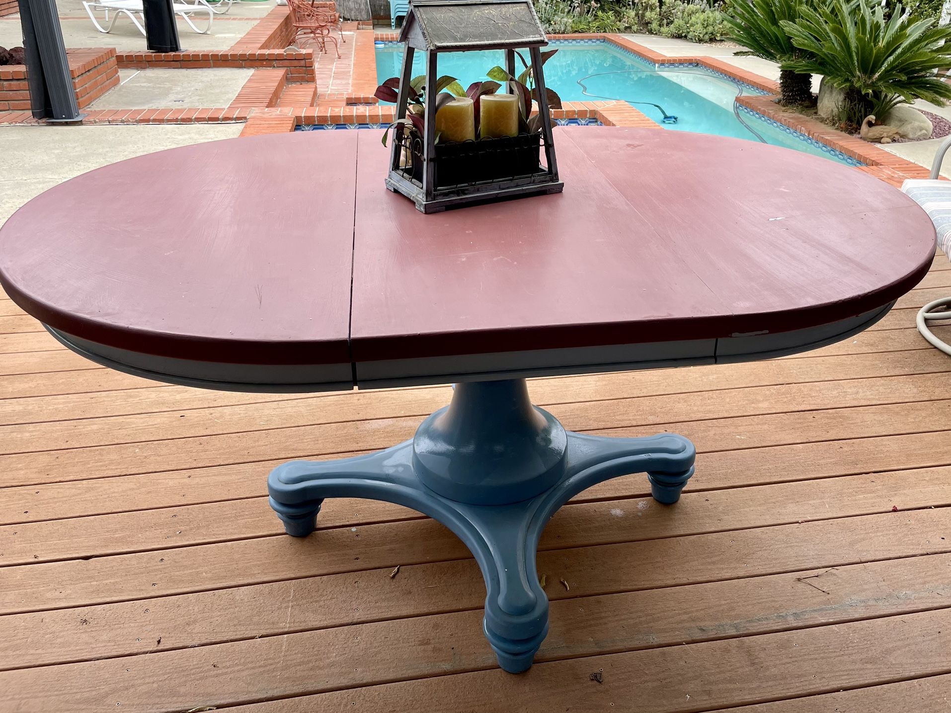 Pottery Barn “Montego”Pedestal Dining Table. Round Or Oval for Sale in ...