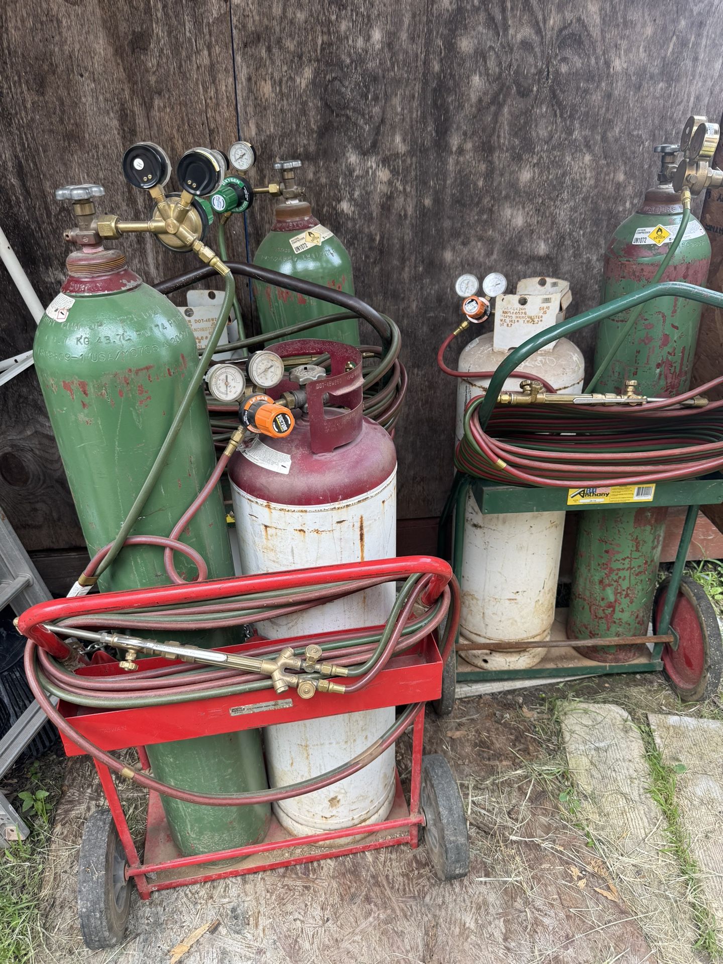 Welding torch and tanks for Sale in Jacinto City, TX - OfferUp
