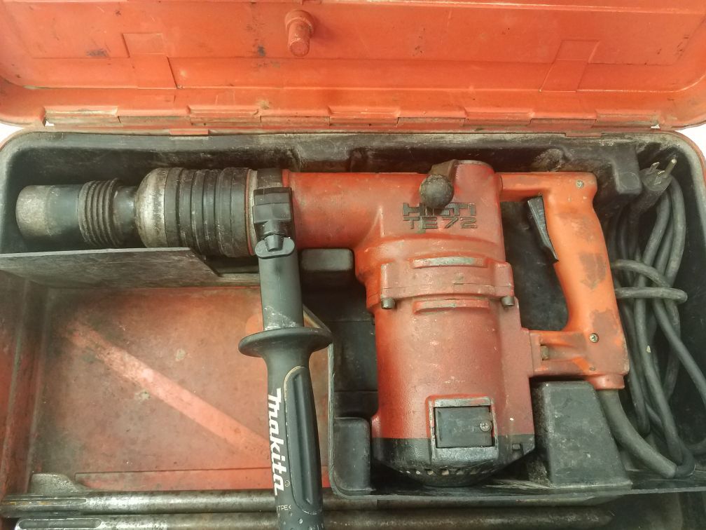 Makita Hilti TE 72...Rotary Hammer Drill for Sale in Orlando, FL - OfferUp