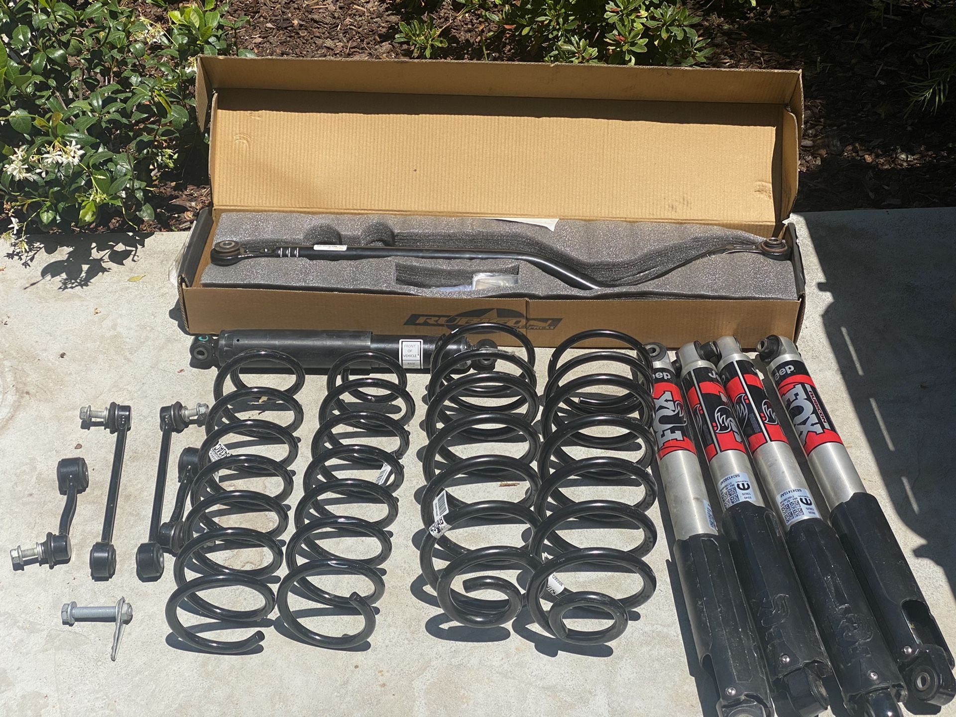 Jeep Rubicon 2” Lift kit with Fox Shocks by MOPAR with Track bar and ...