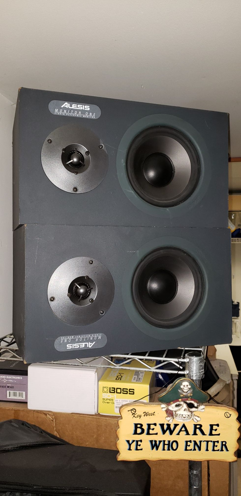 Alesis Monitor One studio monitors for Sale in Waterford, NJ - OfferUp