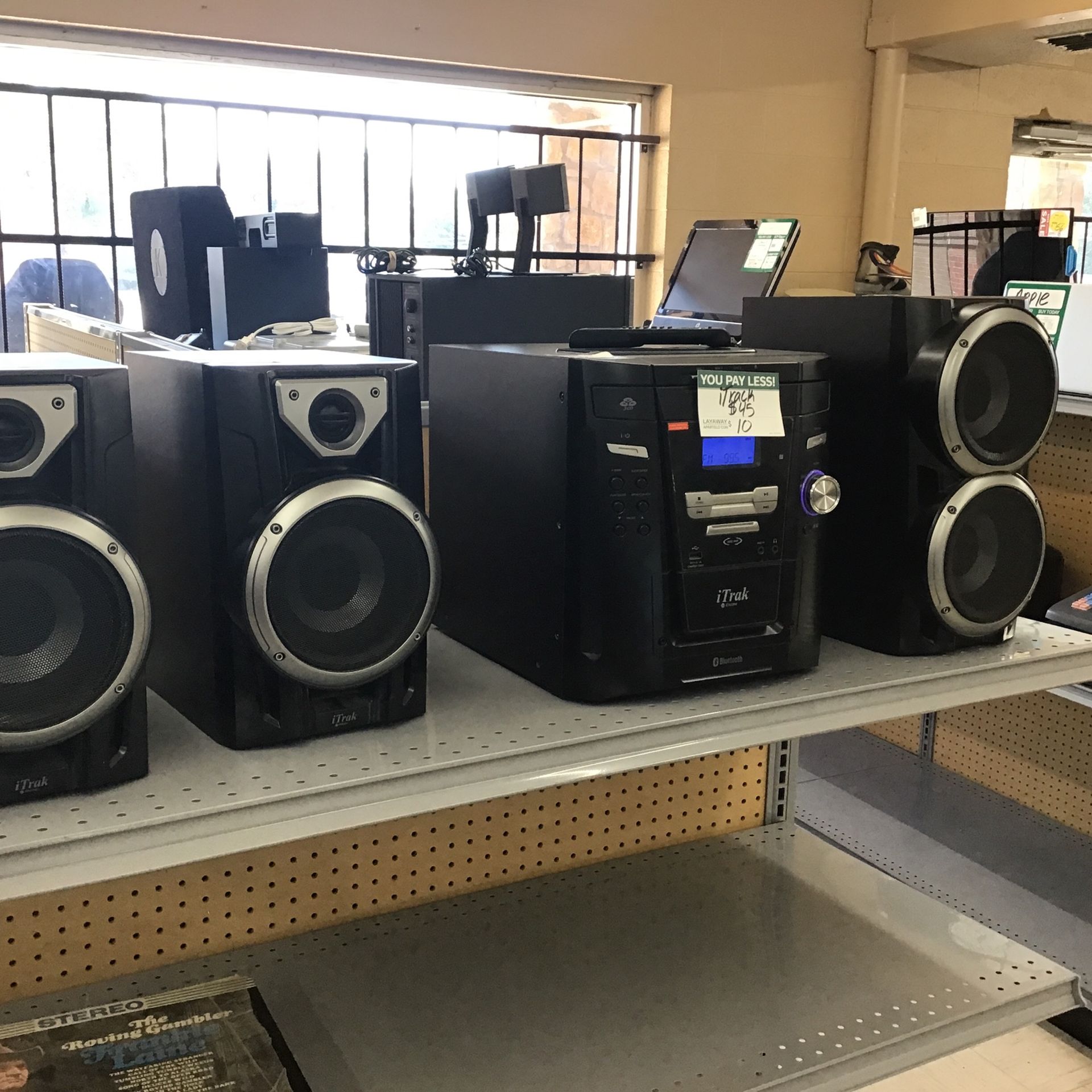 iTrak Stereo System for Sale in Burleson, TX - OfferUp