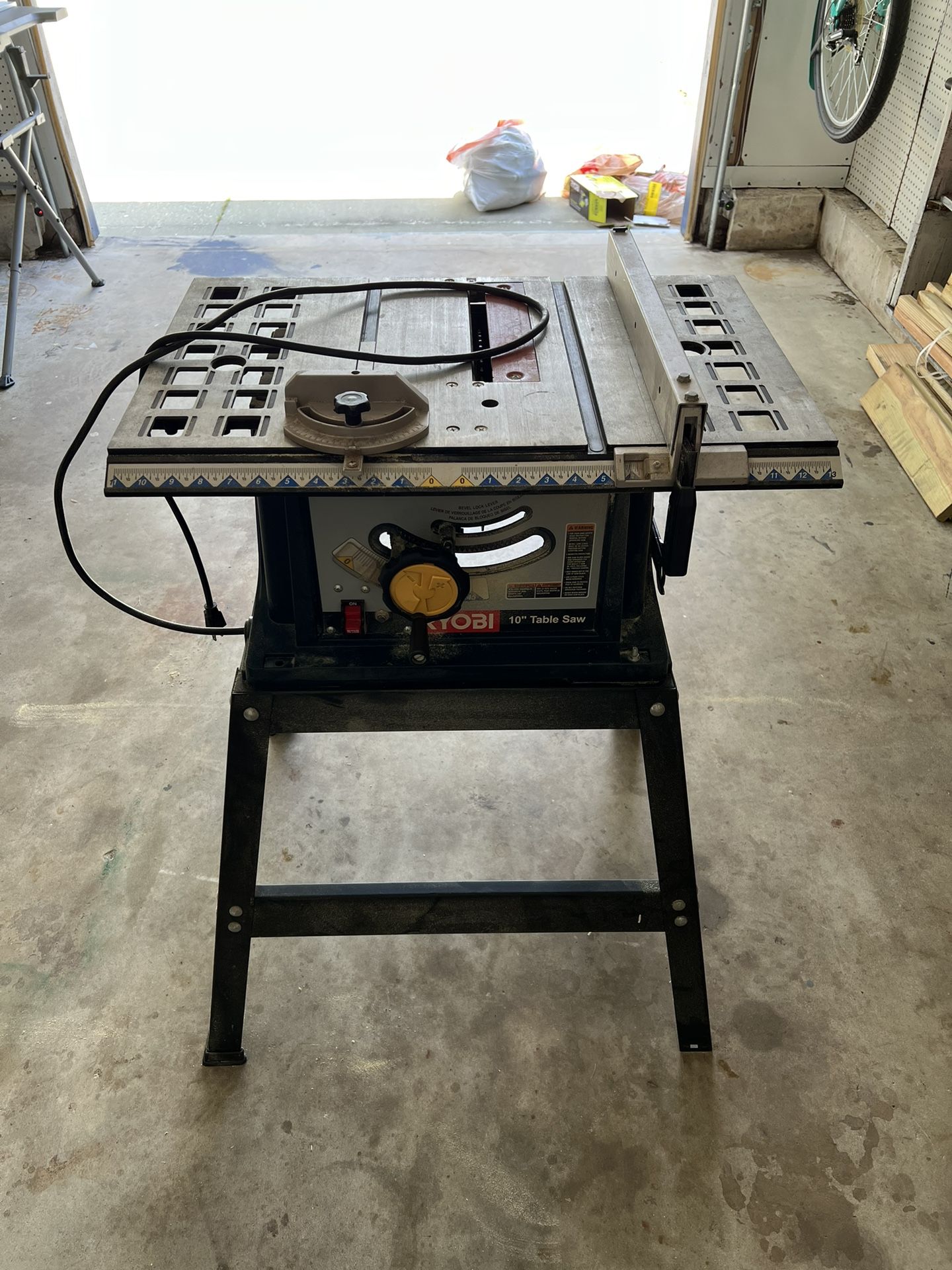 RYOBI 10 TABLE SAW BTS10 115V AC 13 AMPS 4800 RPM for Sale in Sanford FL OfferUp