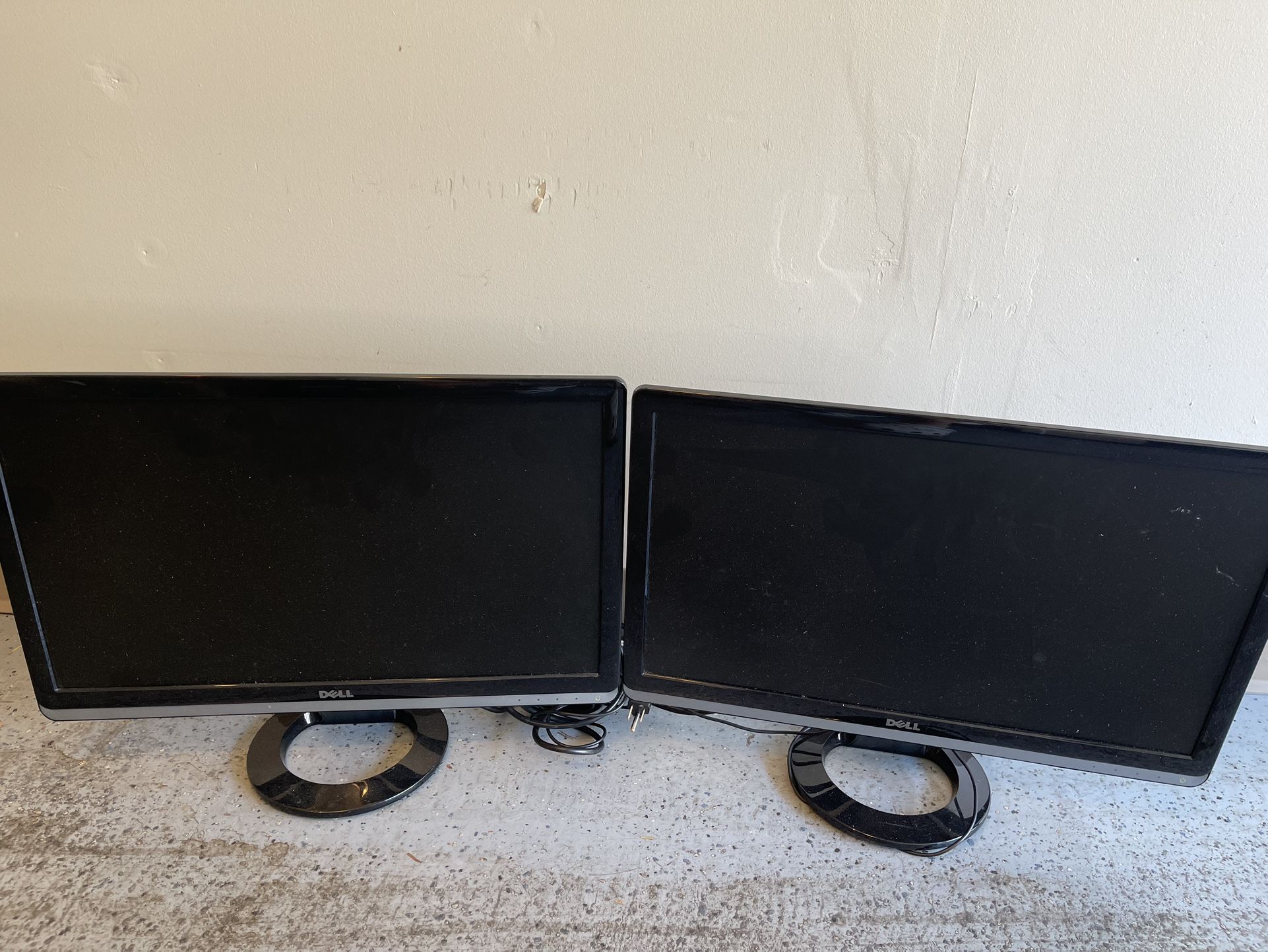 Two Samsung/Dell Monitors for Sale in Seatac, WA - OfferUp