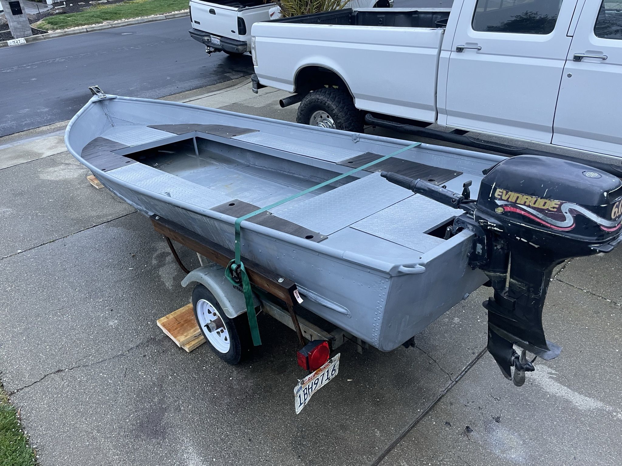 14ft aluminum Jon boat for Sale in Danville, CA - OfferUp