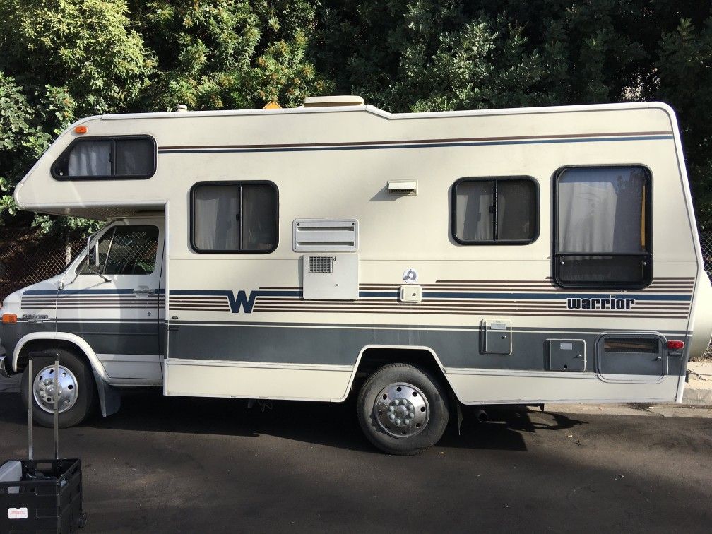 1989 Winnebago Warrior 21' PANELES SOLARES for Sale in Torrance, CA ...