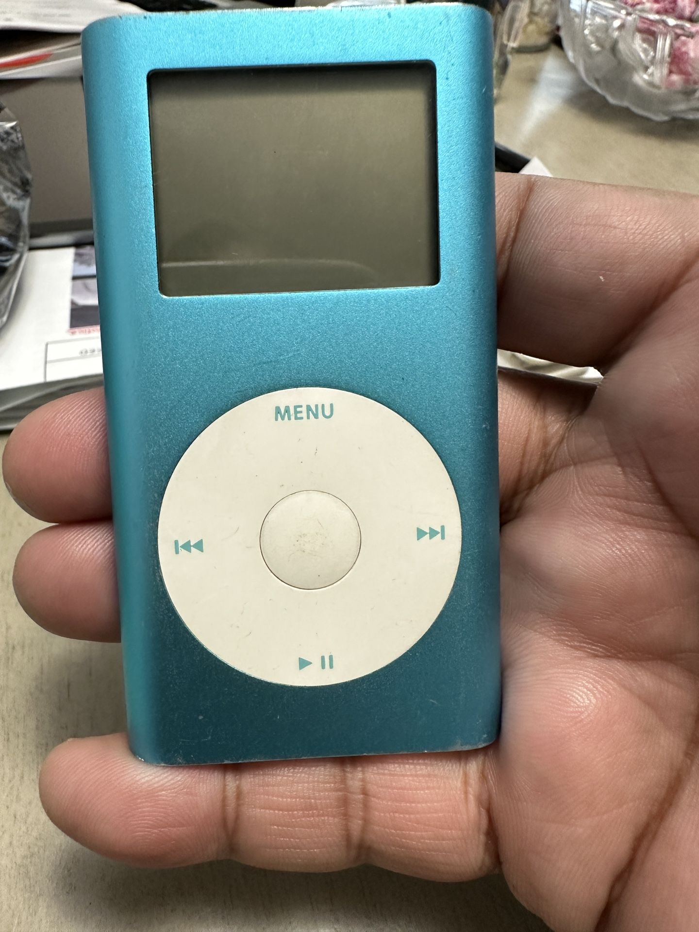 Apple iPod Mini 2nd Generation 4gb for Sale in Merrick, NY - OfferUp