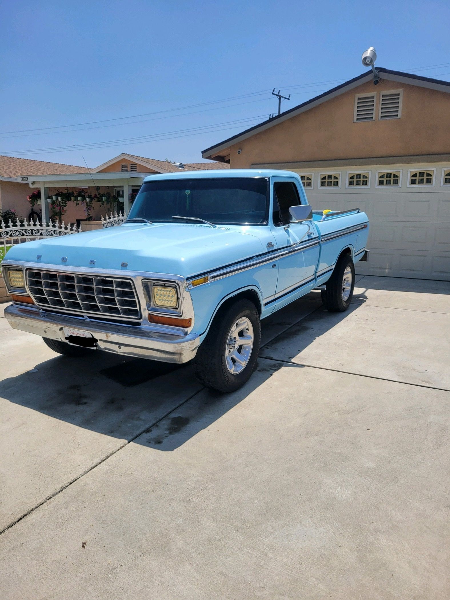 Ford F100 1978 Classic for Sale in Arrowhed Farm, CA - OfferUp