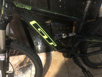 GT Verb Expert Mountain Bicycle for Sale in Miami, FL - OfferUp