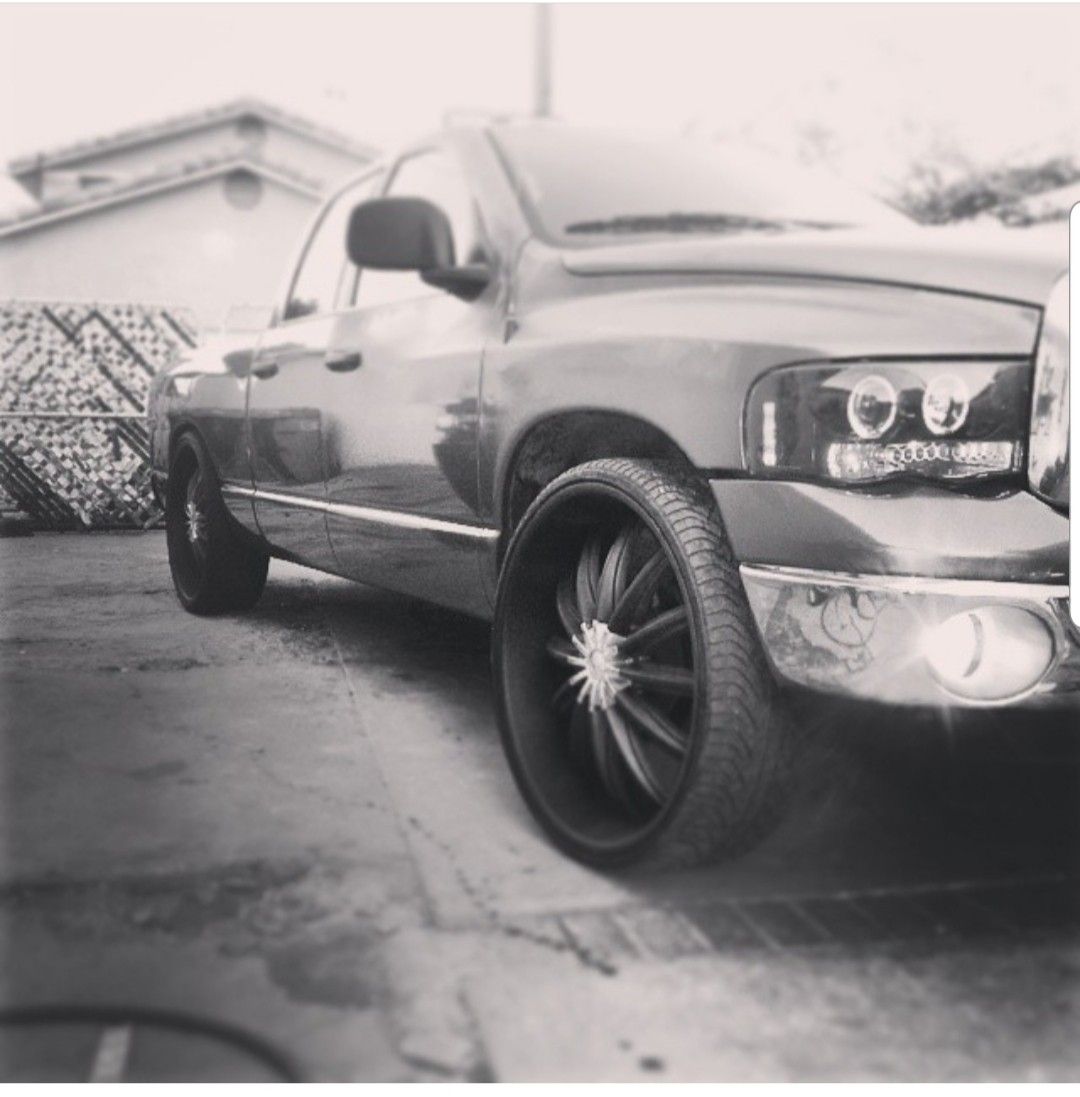 Dodge ram 28" rims for Sale in Norwalk, CA - OfferUp