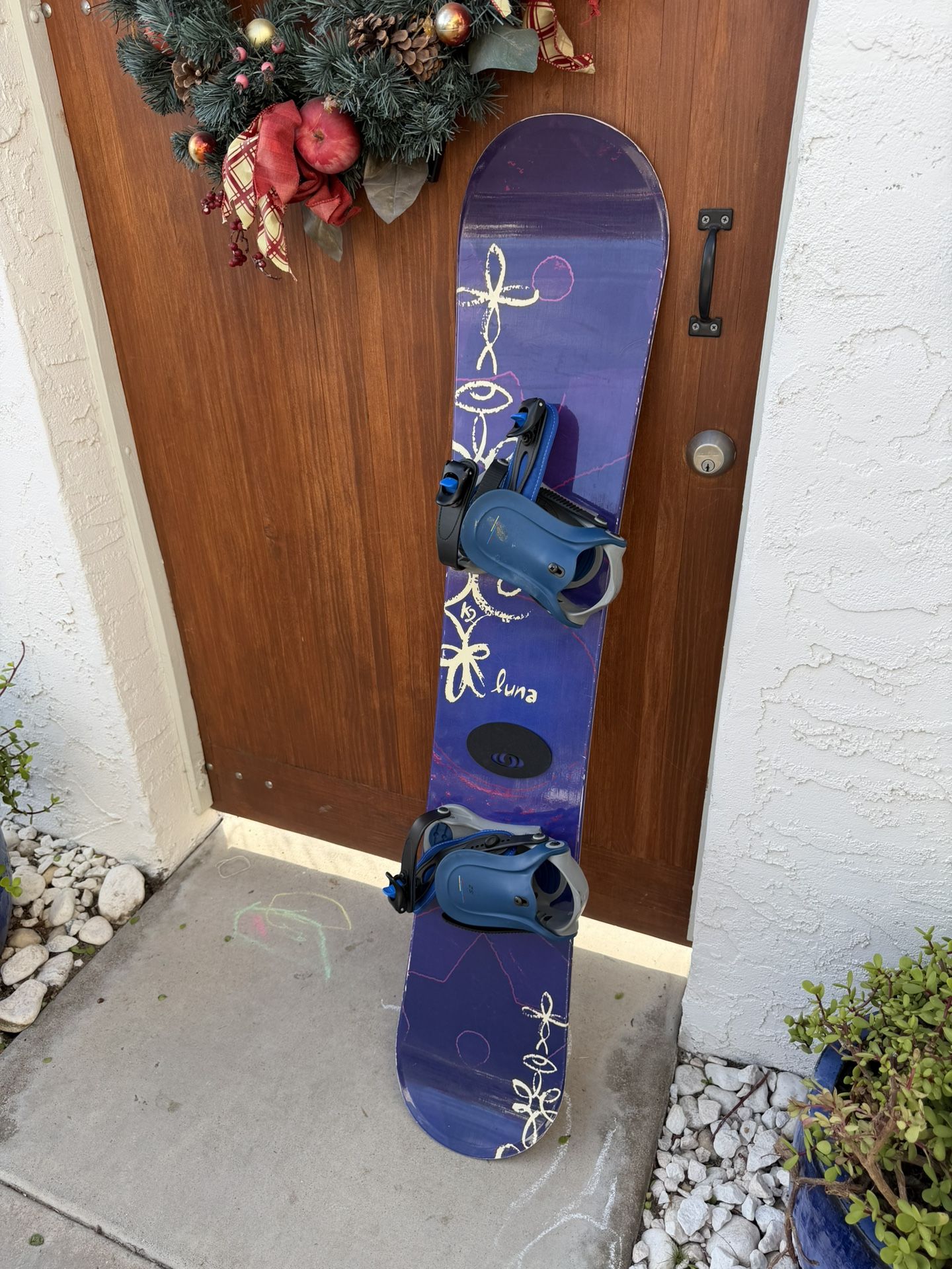 K2 Luna Snowboard (great condition) for Sale in Tempe, AZ - OfferUp