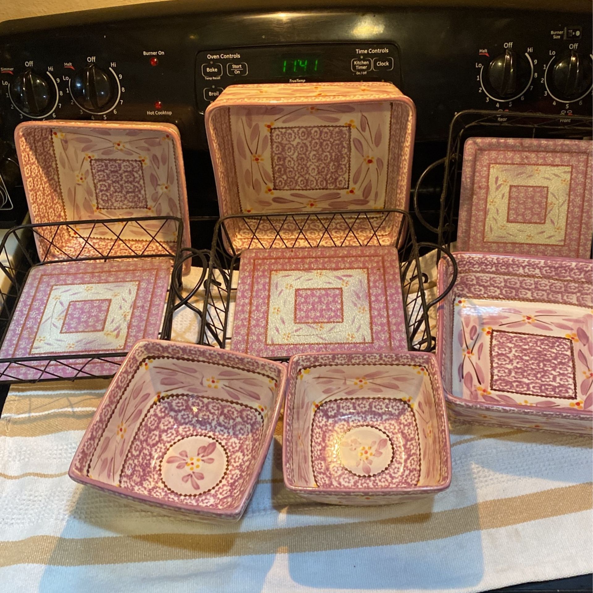 Temp Tations Old World Lilac 11 Piece Bakeware Set for Sale in Brandon ...
