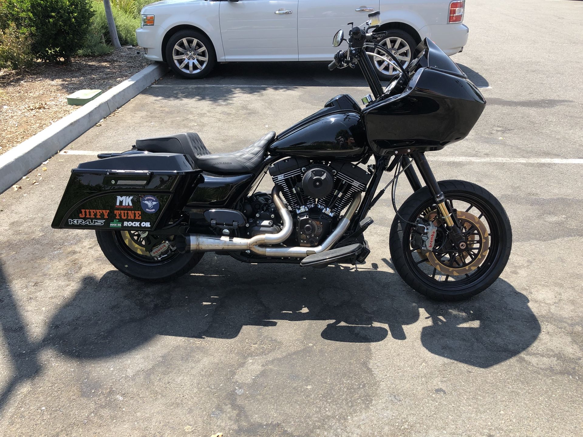 Performance Harley road glide bagger for Sale in Menifee, CA - OfferUp