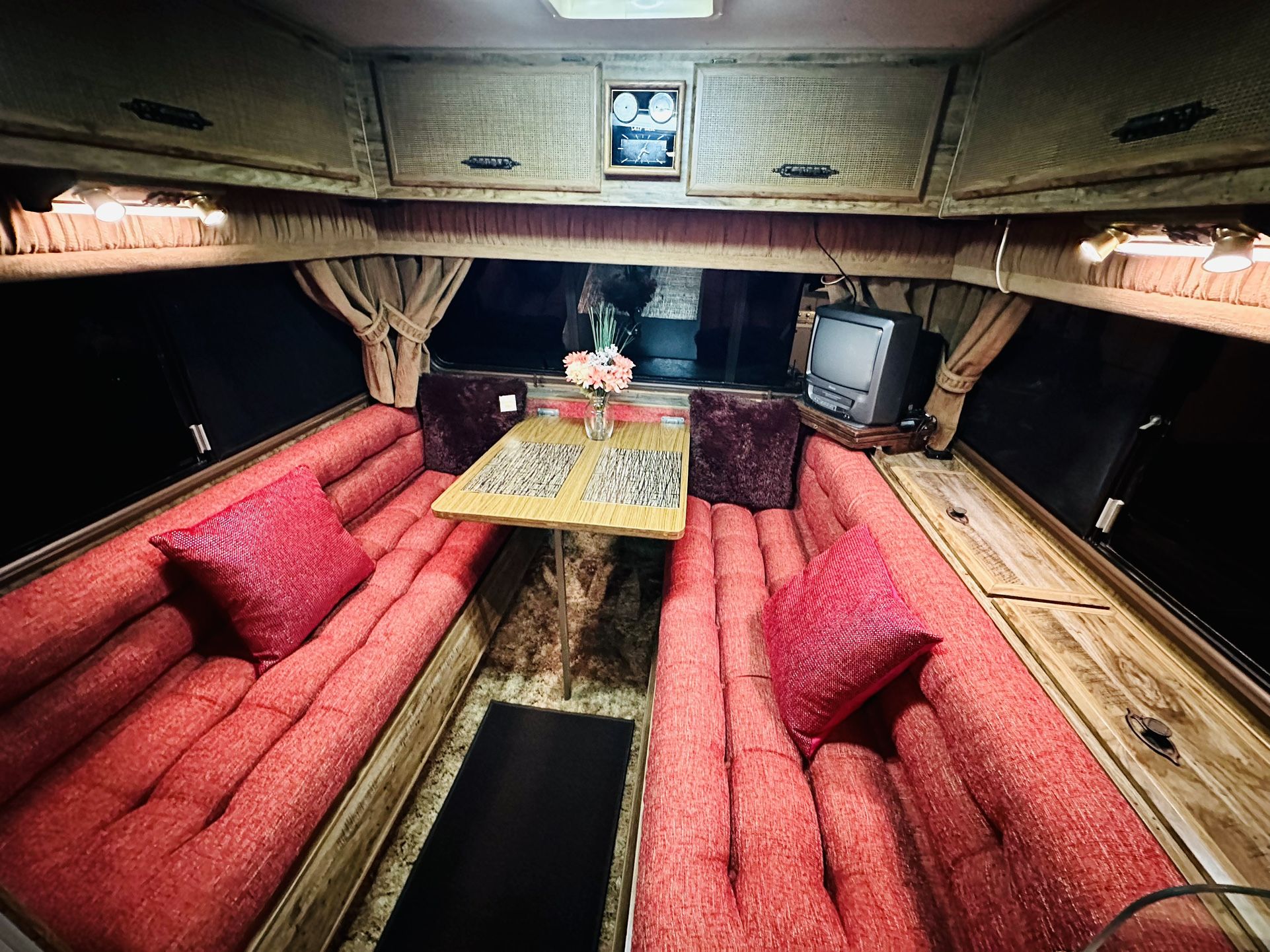 86’ LAZY DAZE Motorhome, Class-C… 21’Ft Sleeps 5-6 Runs Great !! All ...