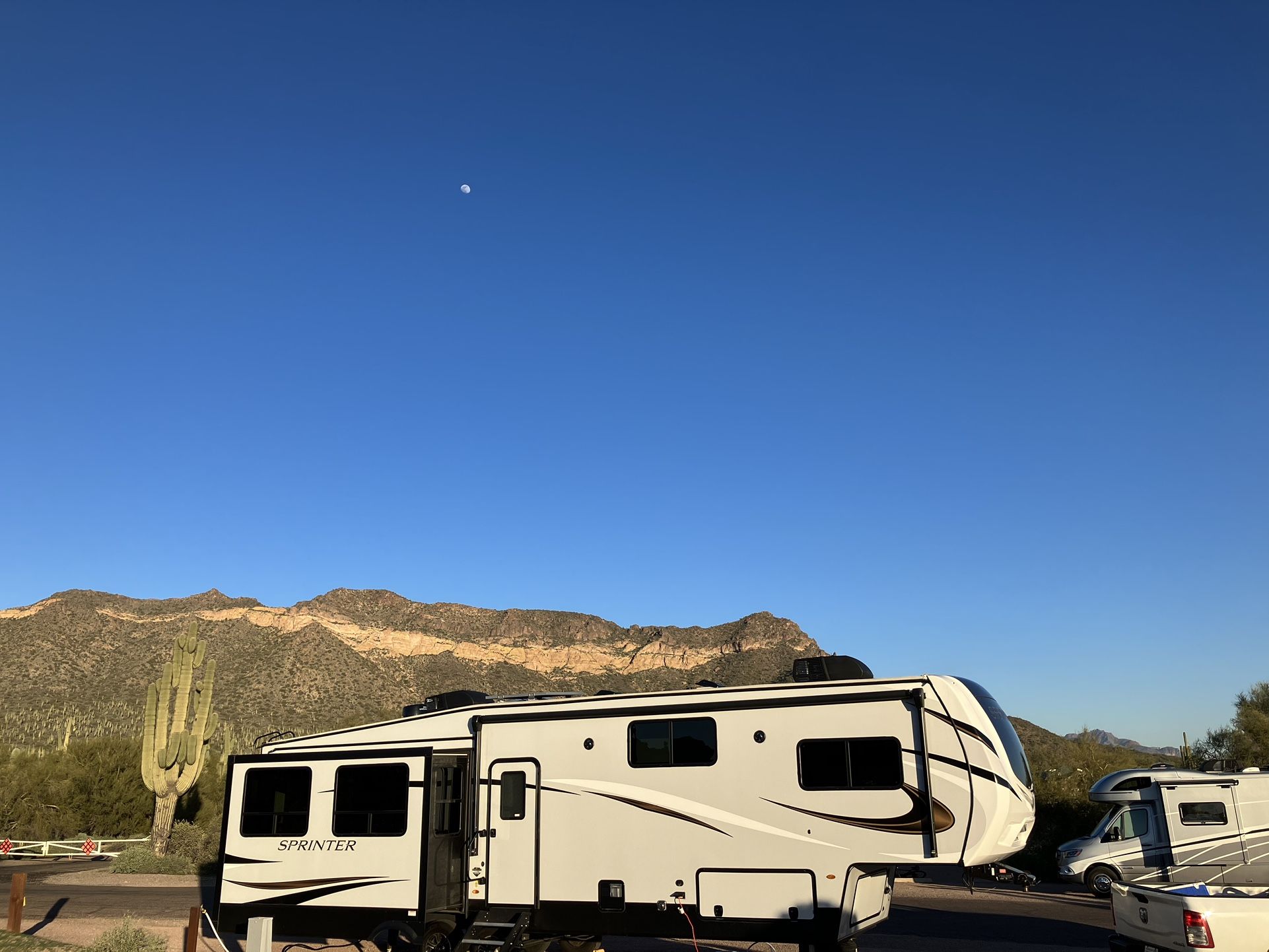2022 Keystone Sprinter 31mb & 2020 Ram3500 for Sale in Bellingham, WA ...