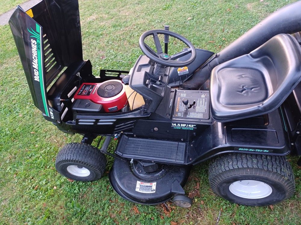 Mtd Tractor With Bagger 14.5 Hp/42 for Sale in Greensburg, PA - OfferUp
