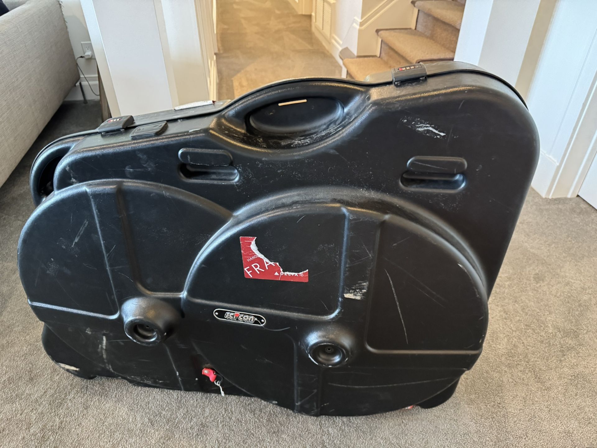 Bike Travel Hard Case SciCon for Sale in Mercer Island, WA - OfferUp