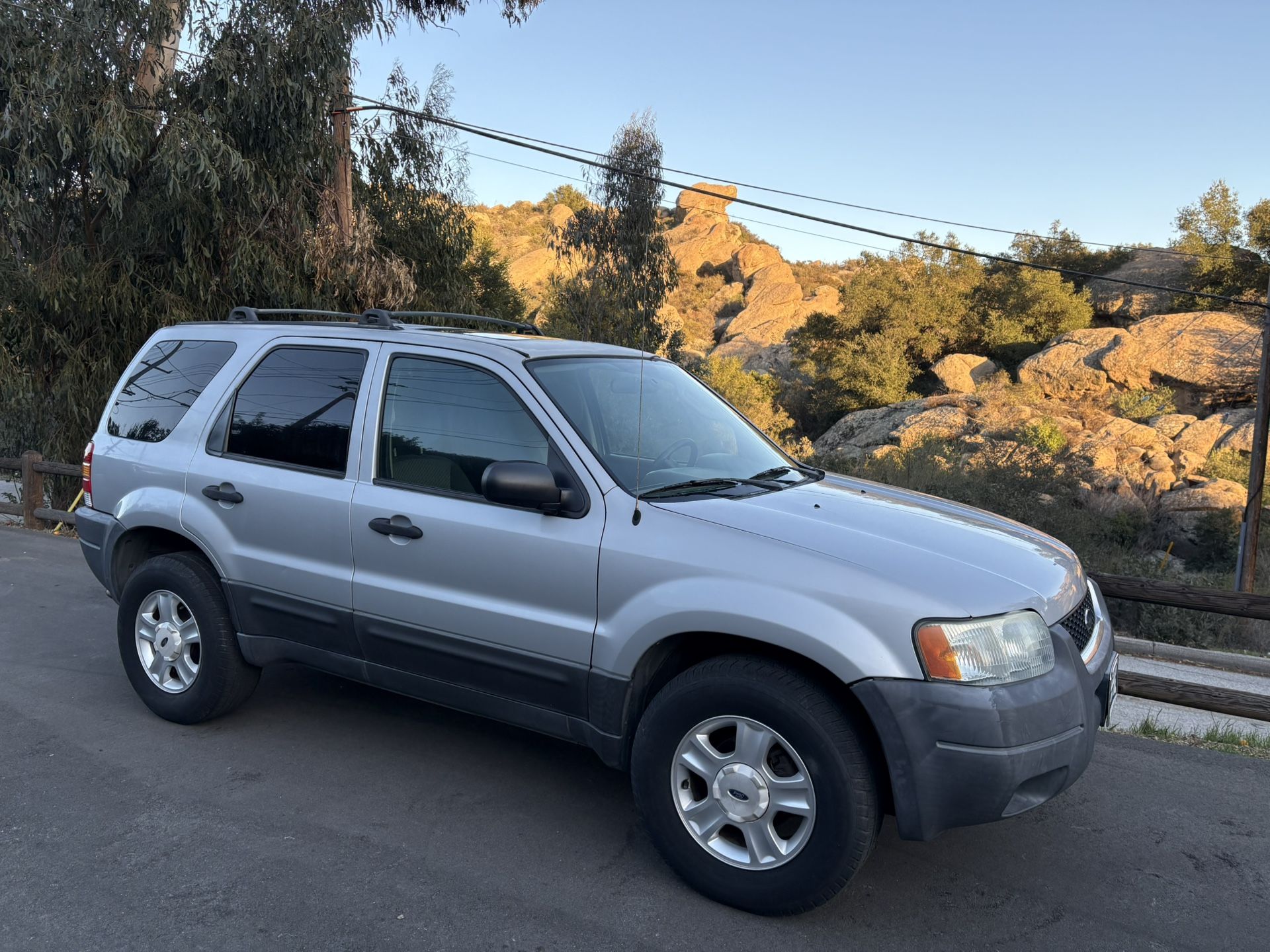 2003 Ford Escape for Sale in Los Angeles, CA - OfferUp