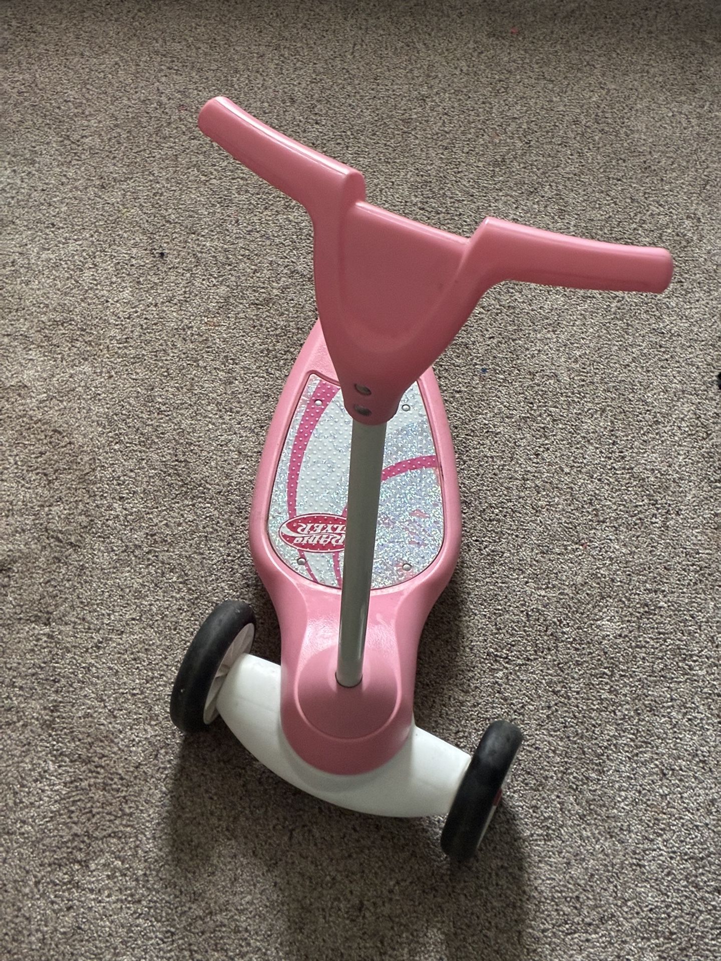 Radio Flyer children's scooter (for young girls), 3-wheeled, pink. for ...