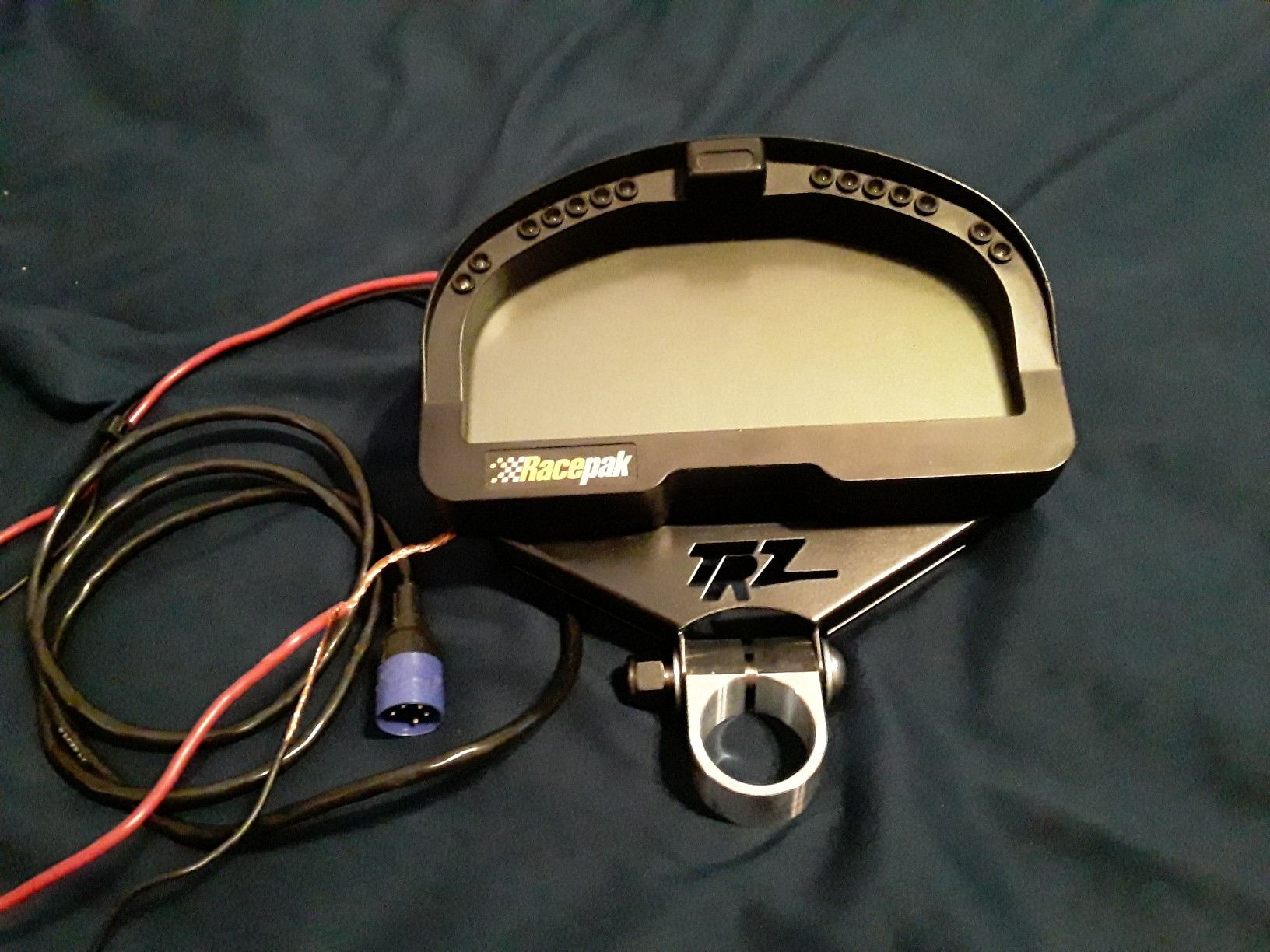 Racepak IQ3 display dash, TRZ mount for Sale in Peoria, AZ - OfferUp