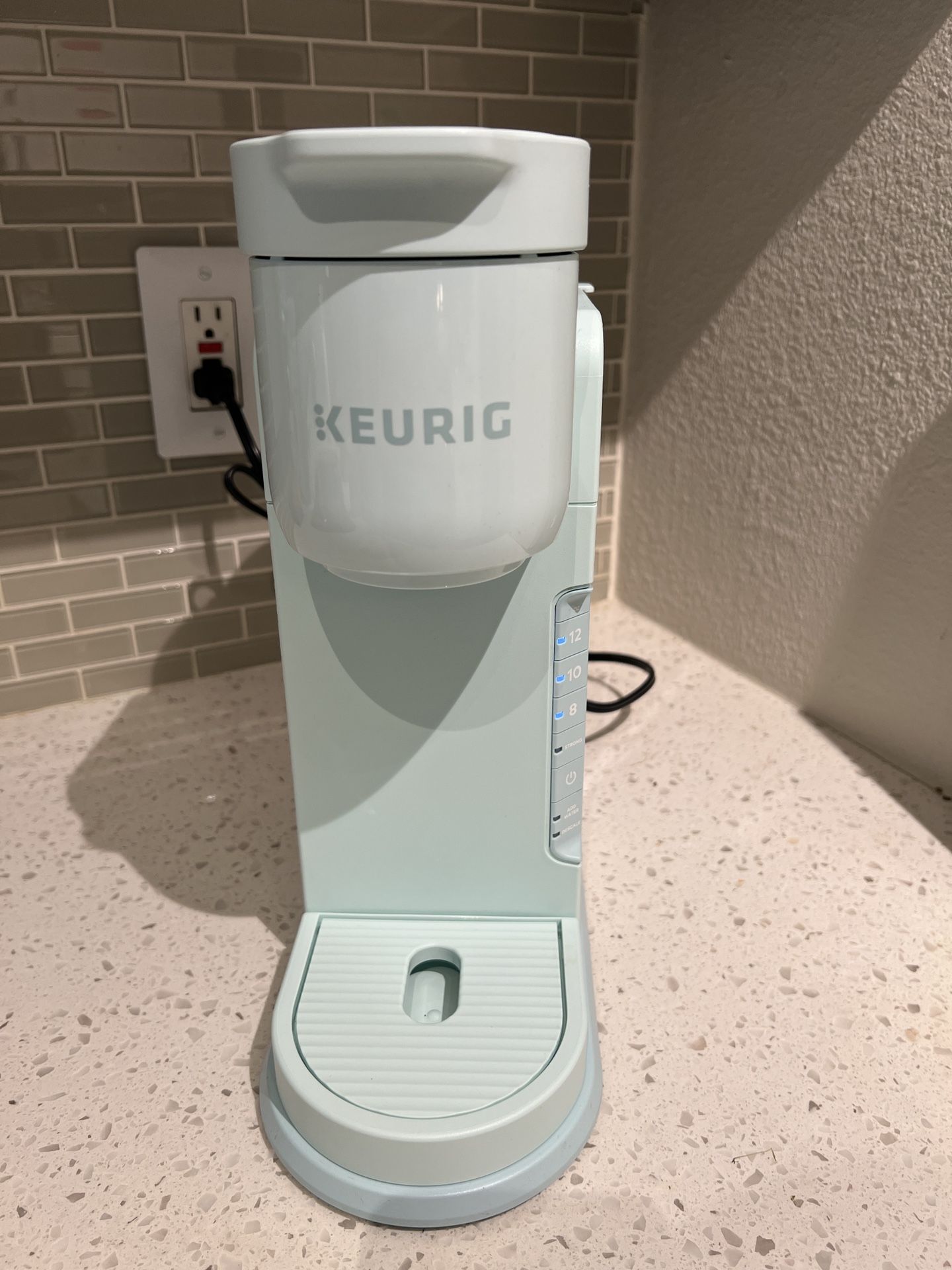 Keurig K-Express Coffee Maker, Single Serve K-Cup Pod Coffee Brewer ...