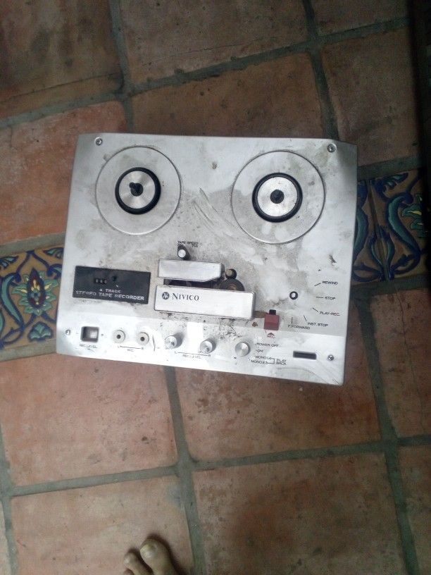 4 Track Player (Parts) Nivico for Sale in Long Beach, CA - OfferUp