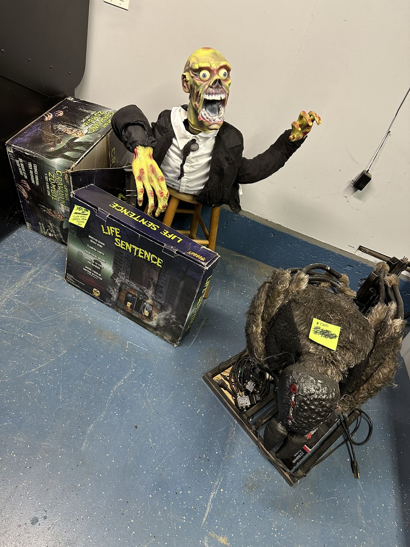 Halloween Animatronics Inflatables Props Decorations Items For Sale for ...