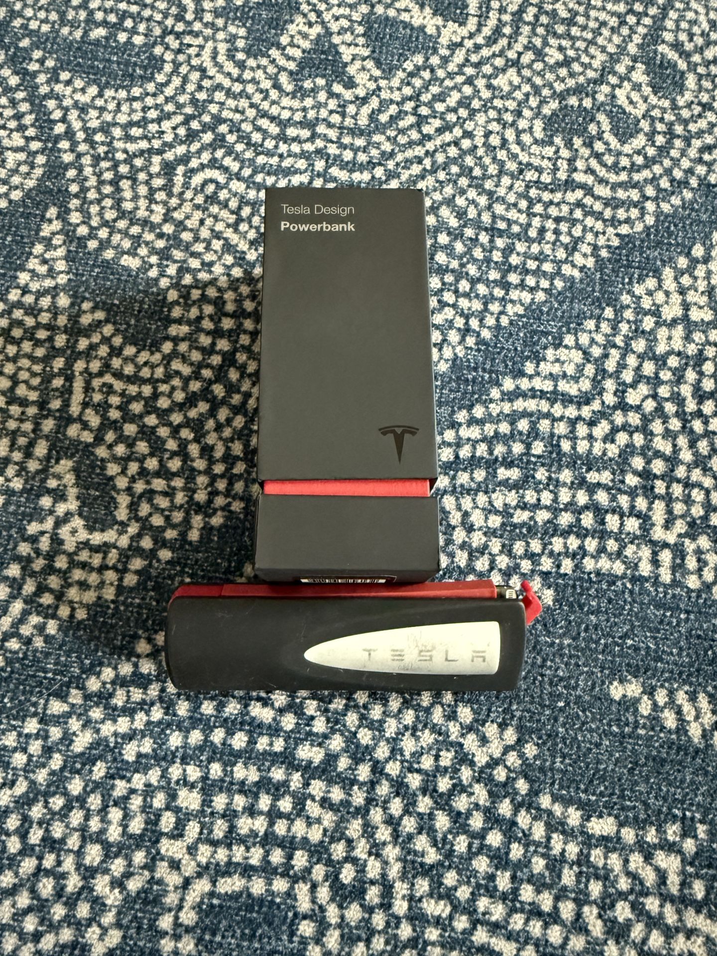 Tesla Powerbank Cell Phone Battery Backup for Sale in Crowley, TX - OfferUp