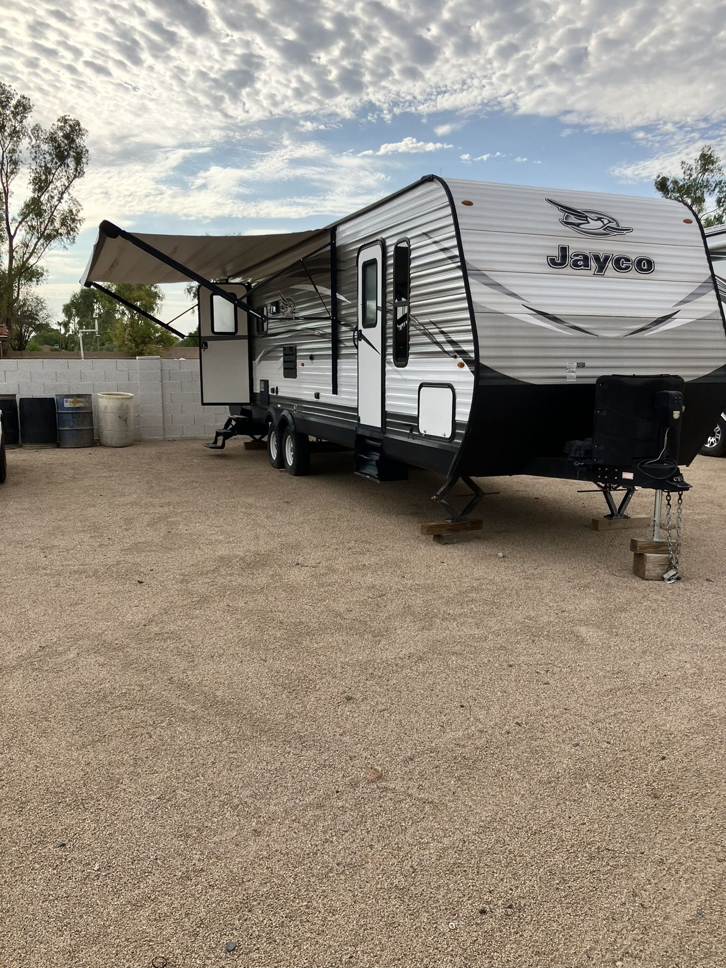 Jayco Jay Flight Camper for Sale in Glendale, AZ - OfferUp