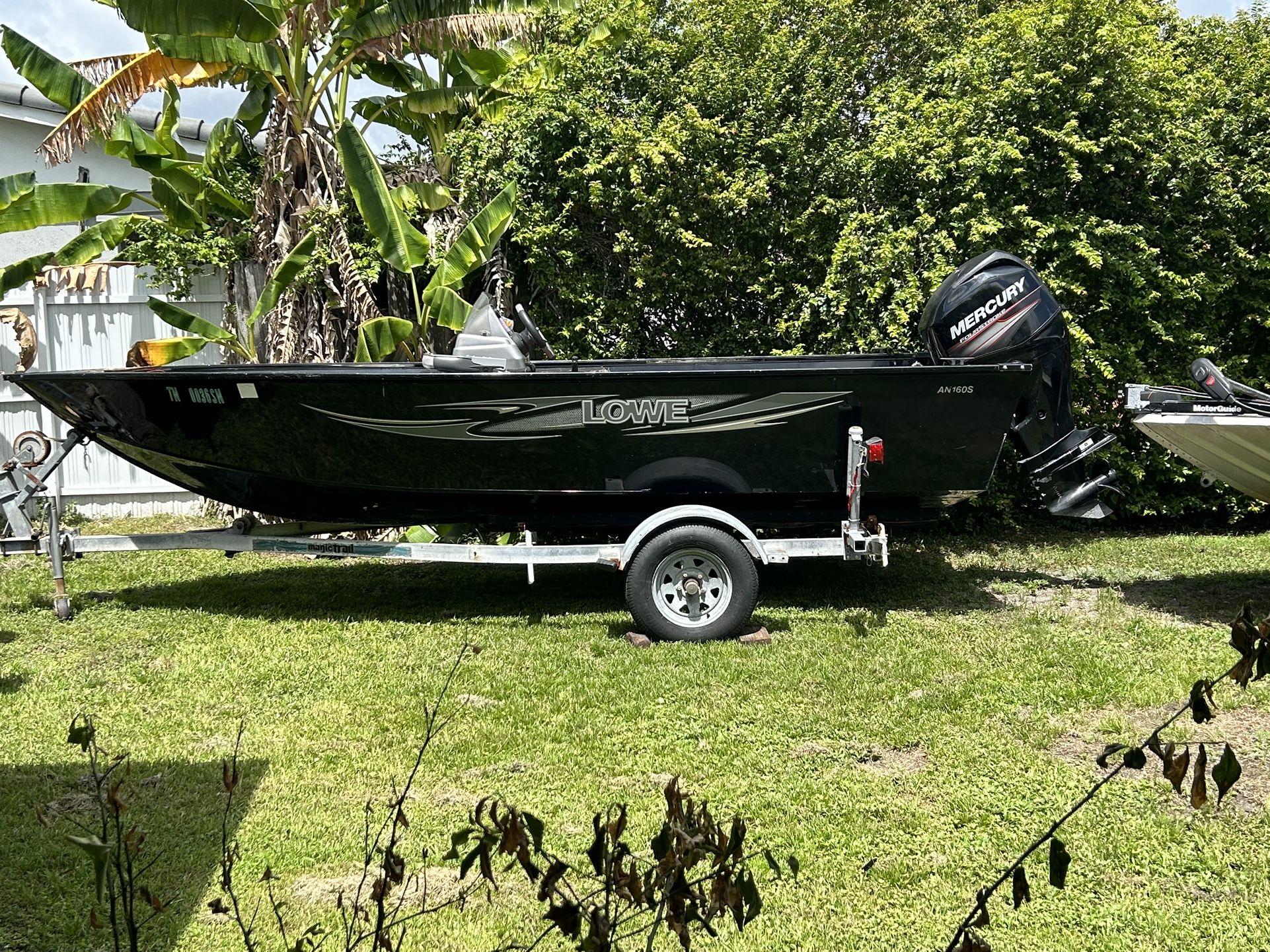 2013 Lowe 16 Ft V Bottom Aluminum Boat for Sale in Hialeah, FL - OfferUp