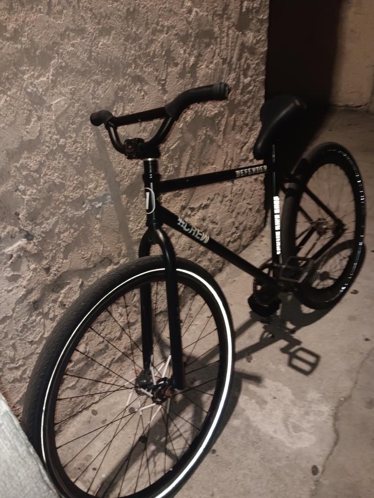 Crew Defender Fixie for Sale in Los Angeles, CA - OfferUp
