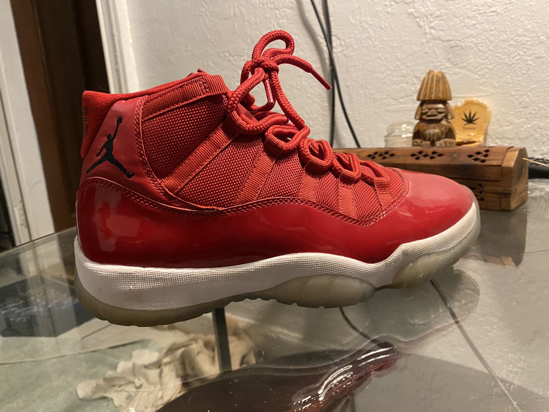 Jordan 11s for Sale in Hollywood, FL - OfferUp