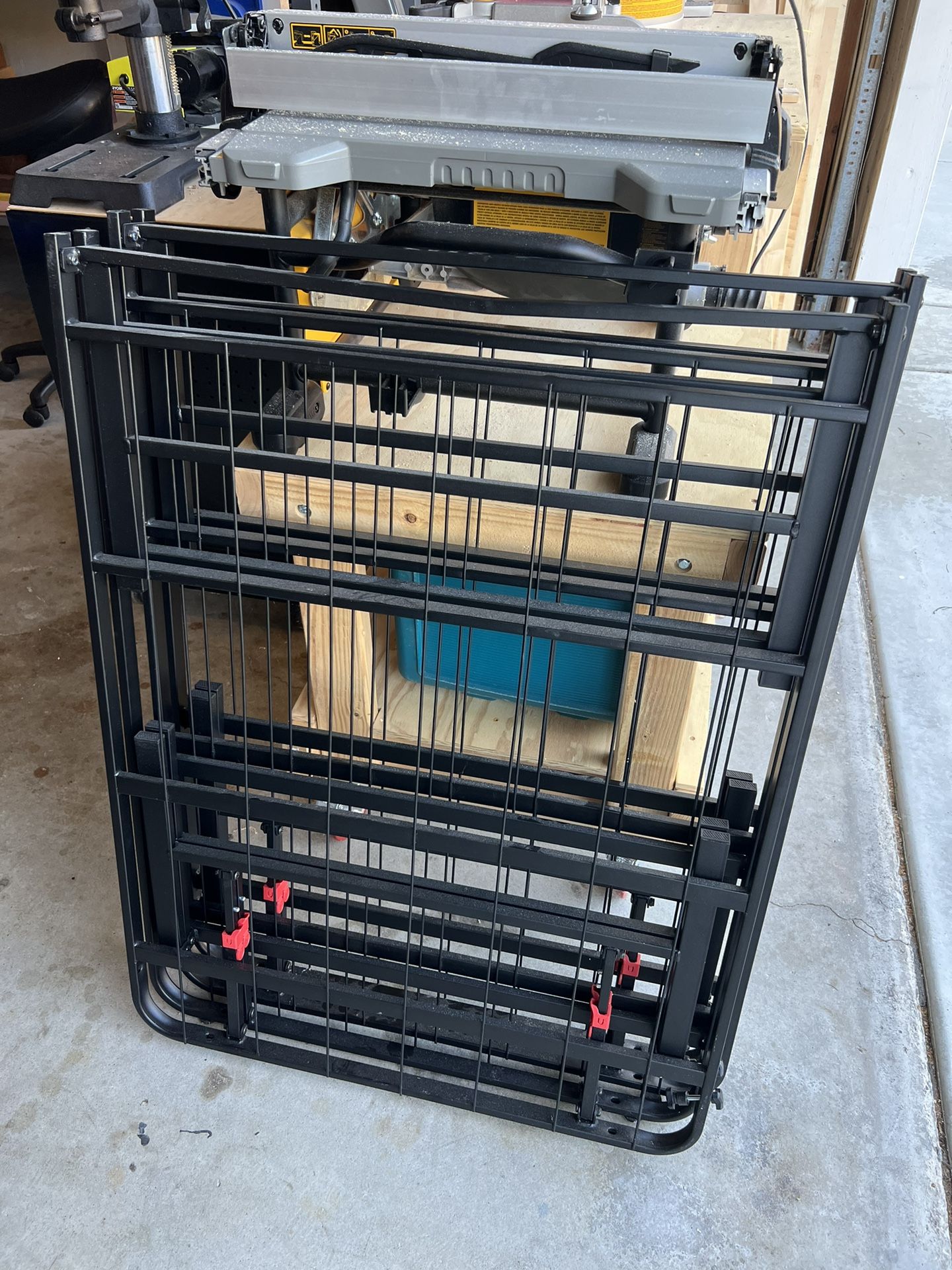 Queen Bed Collapsable Frame for Sale in San Diego, CA - OfferUp