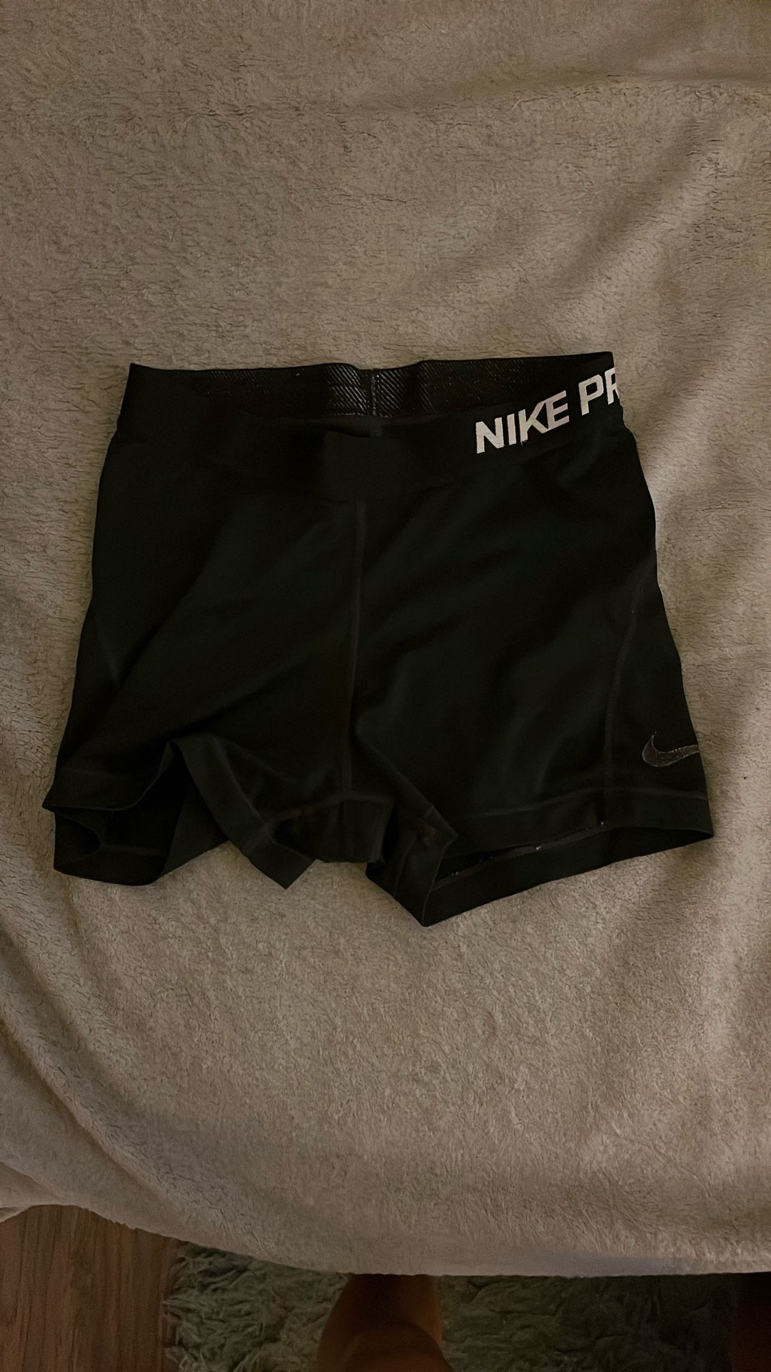 Nike Pros for Sale in Corona, CA - OfferUp
