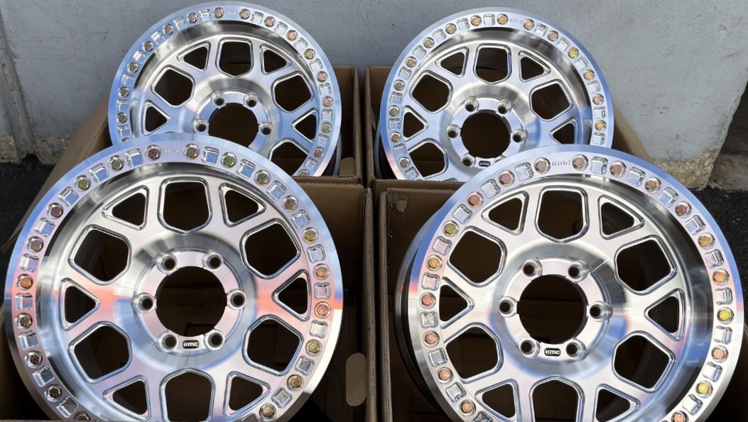 Kmc Mesa 444 Forged Beadlock 17x9 6x139.7 + 0 Offset Wheels for Sale in ...