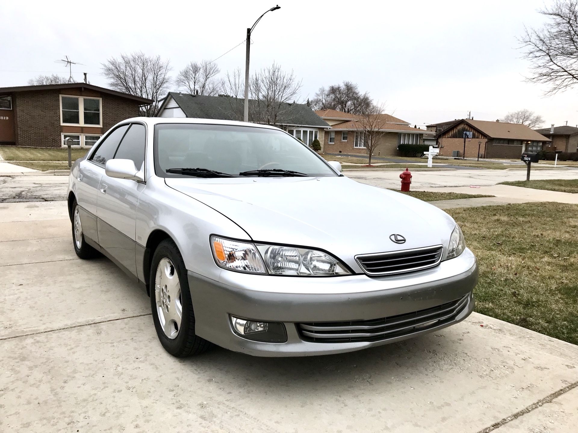 2000 Lexus Es300 Platinum Edition