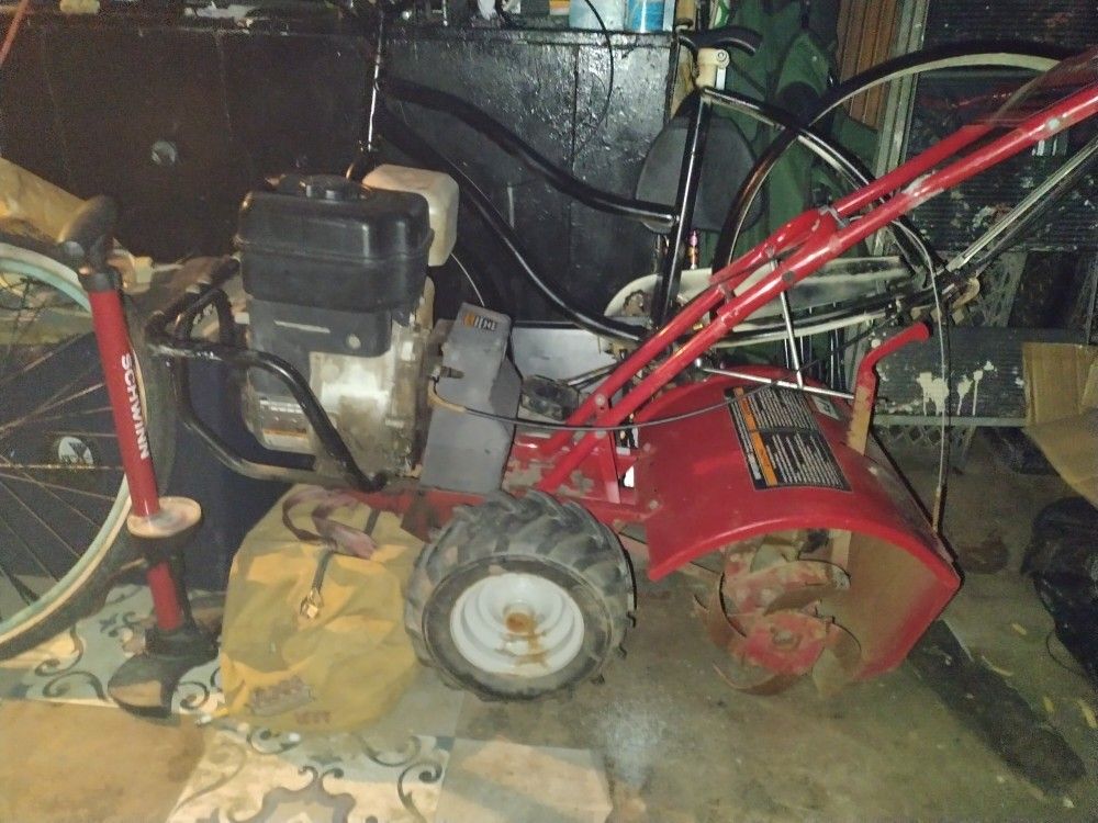 Troy Built Super Bronco Rototiller Rear Tine Tiller for Sale in Oak ...