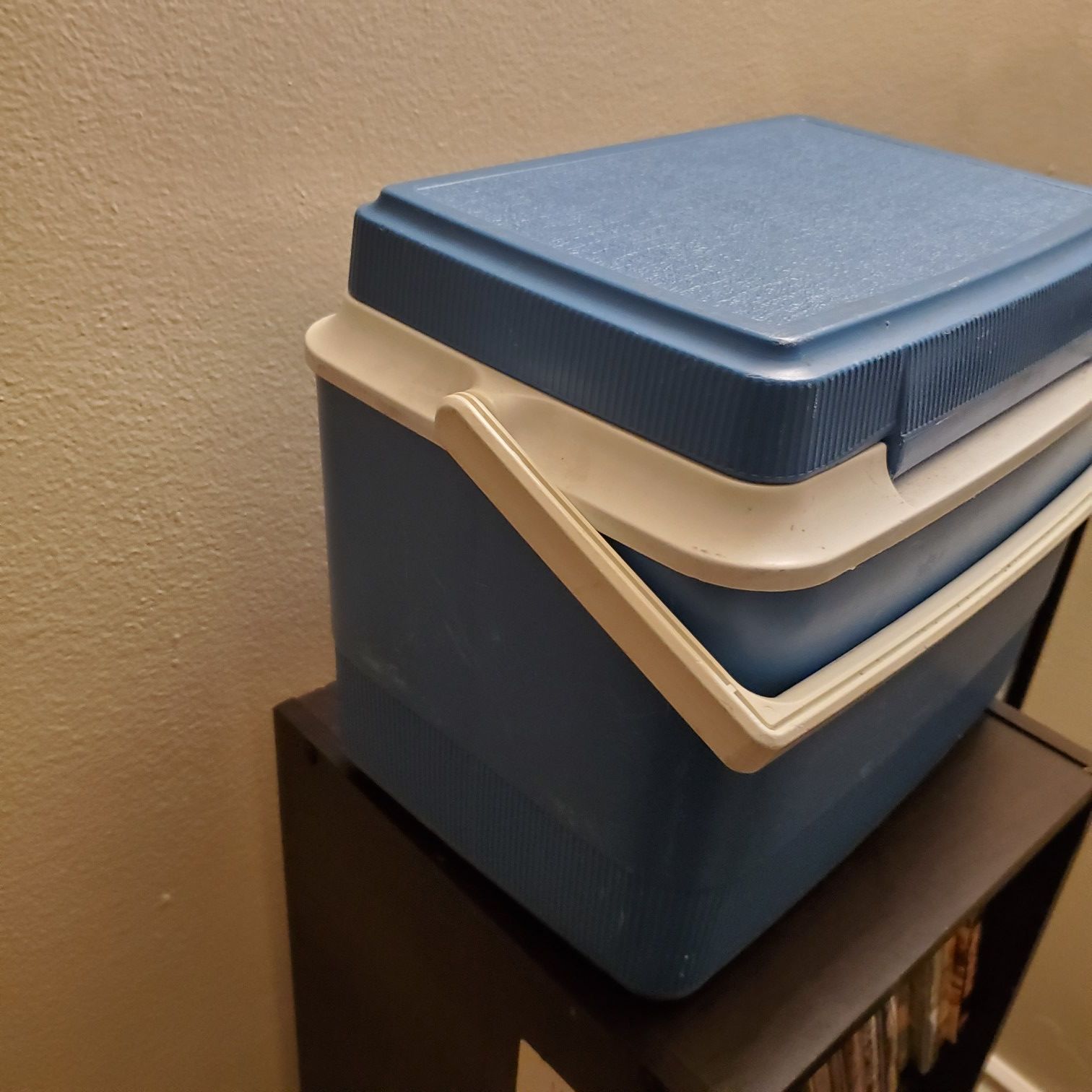 Ice Chest lunch Box For Sale In Downey CA OfferUp ice-chest-lunch-box-for-sale-in-downey-ca-offerup