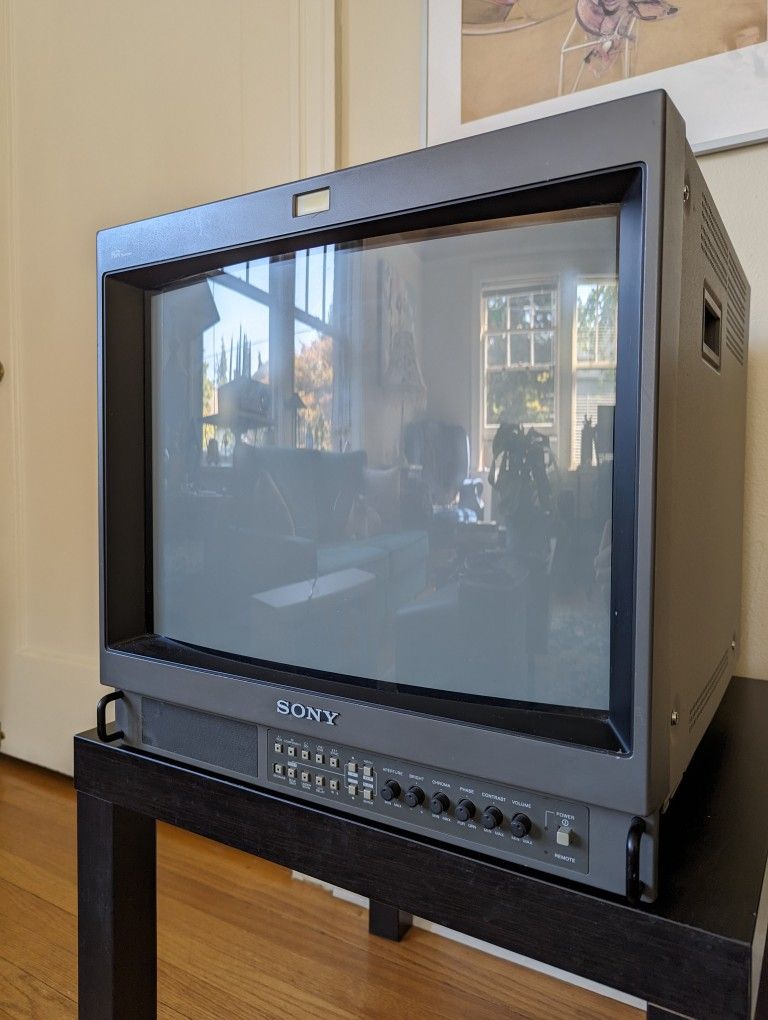 Sony Trinitron PVM-1954Q Color Video Monitor for Sale in Seattle, WA ...