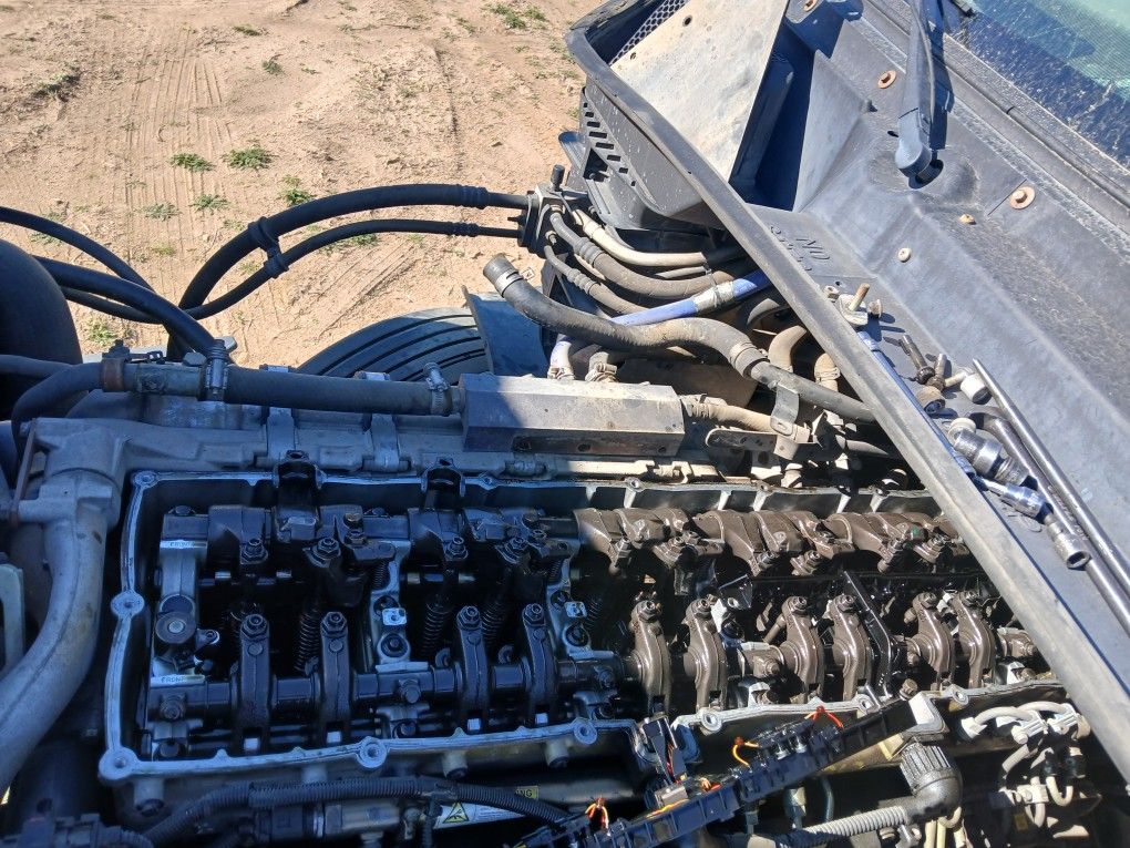 Freightliner Cascadia/ Detroit Technician for Sale in Fontana, CA - OfferUp