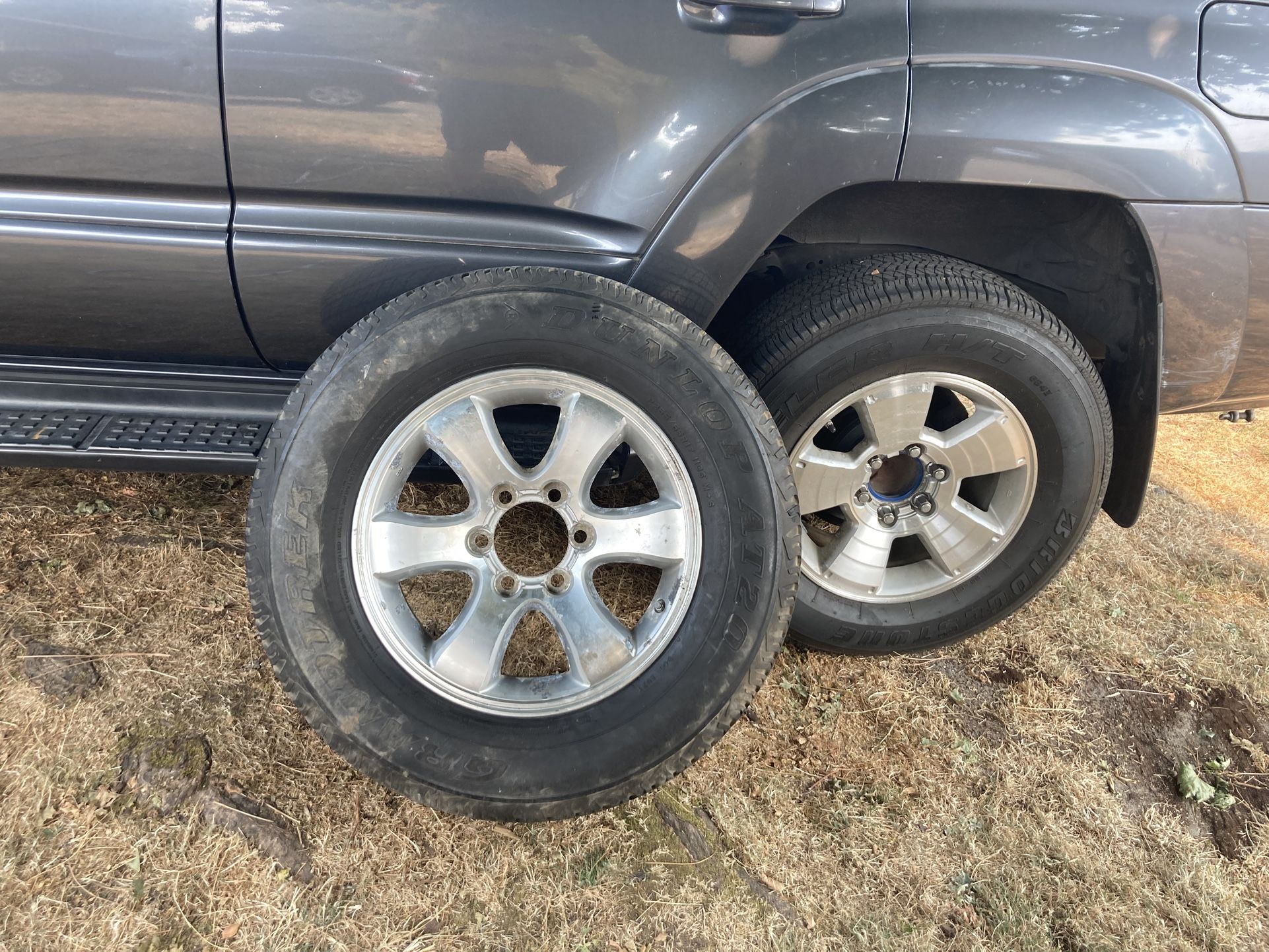 Toyota 4Runner Tacoma 265/65/17” Dunlop GrandTREk New Nuevo 95% Spare ...