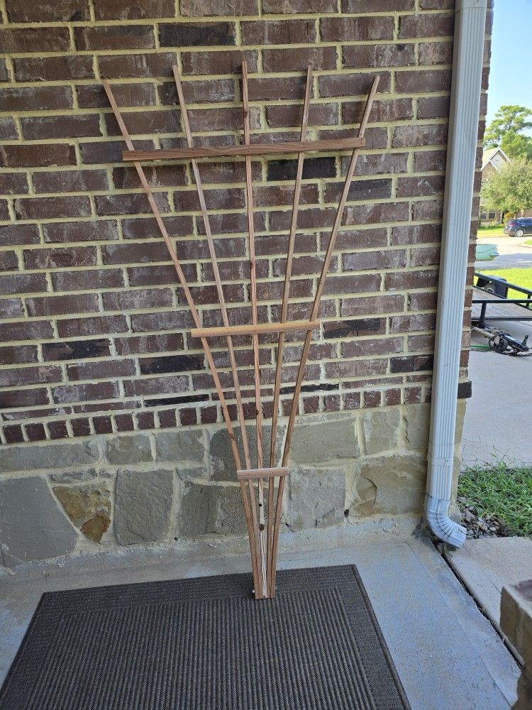 Trellis for Sale in Magnolia, TX - OfferUp