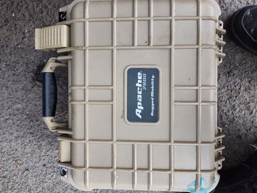 Apache 2800 Gun Case for Sale in Spokane, WA - OfferUp