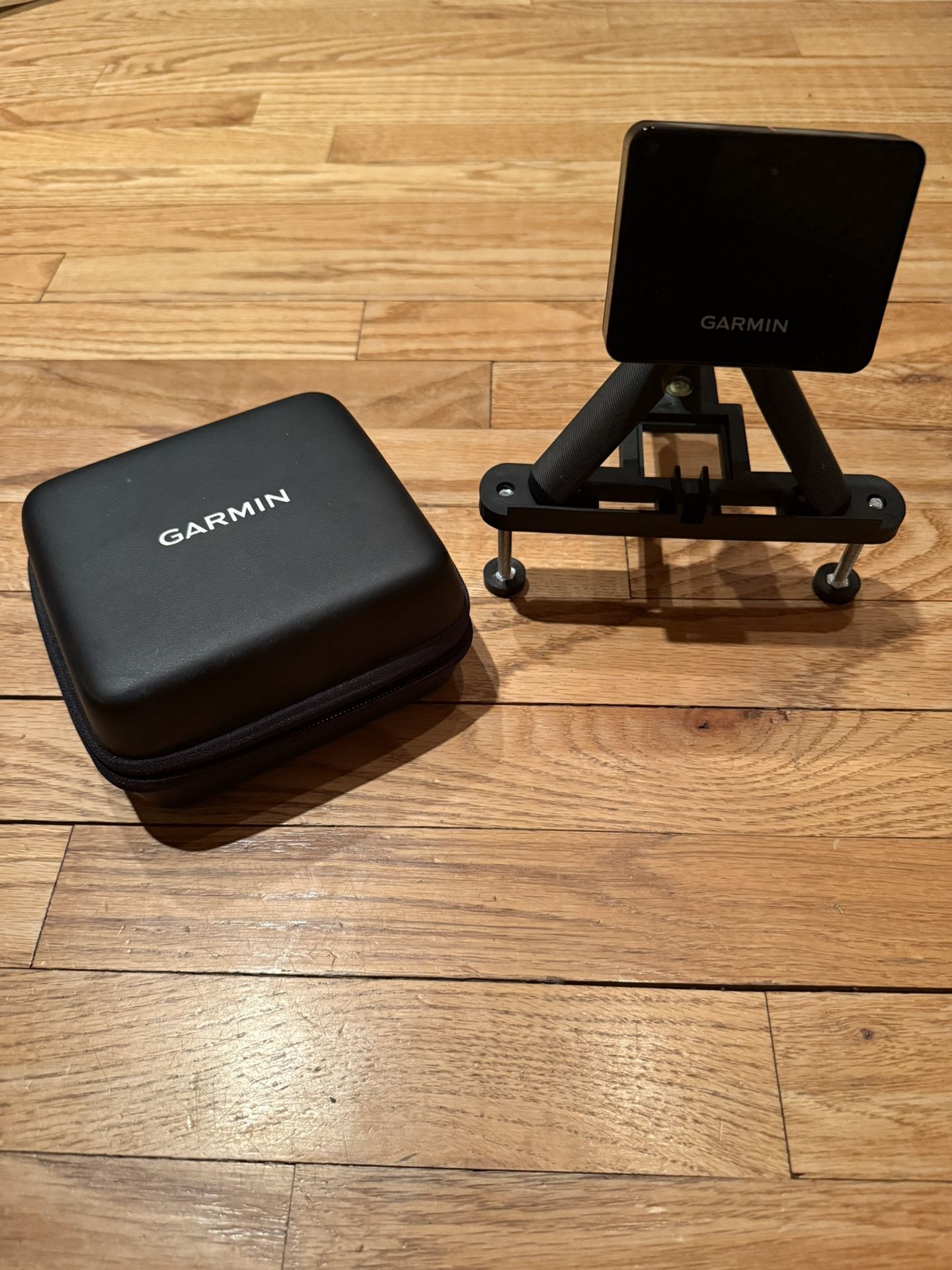 Garmin R10 Launch Monitor for Sale in East Windsor, NJ - OfferUp