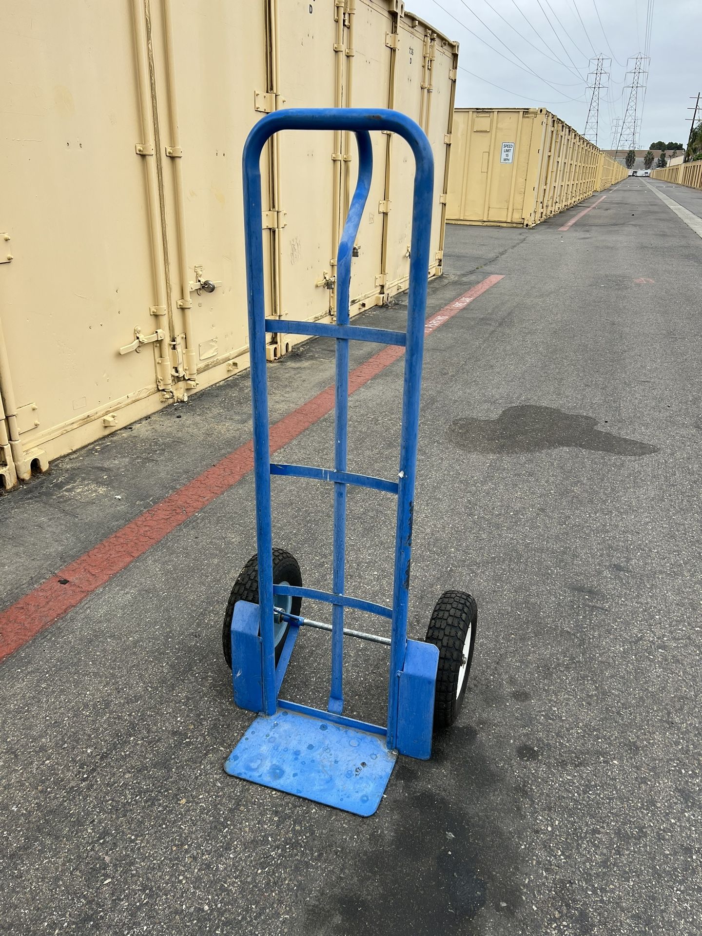 Heavy Duty Hand Dolly for Sale in Fountain Valley, CA - OfferUp