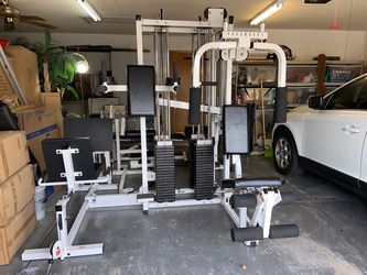 Paramount Universal Gym