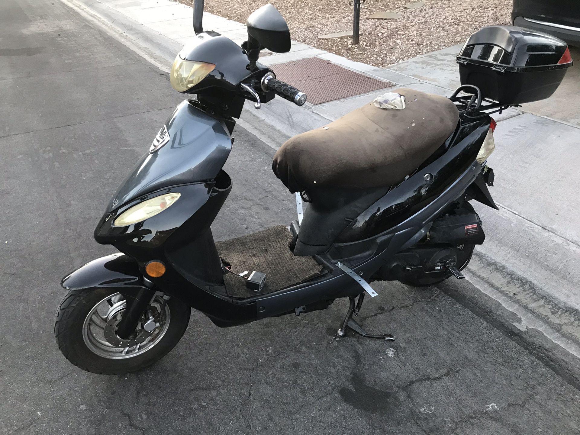 Moped REGISTRATION AND TITLE !!! for Sale in Etiwanda, CA - OfferUp