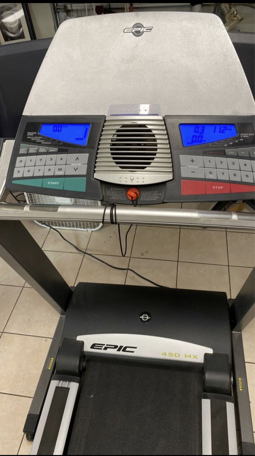 Epic 450 MX treadmill for Sale in Bell, CA - OfferUp
